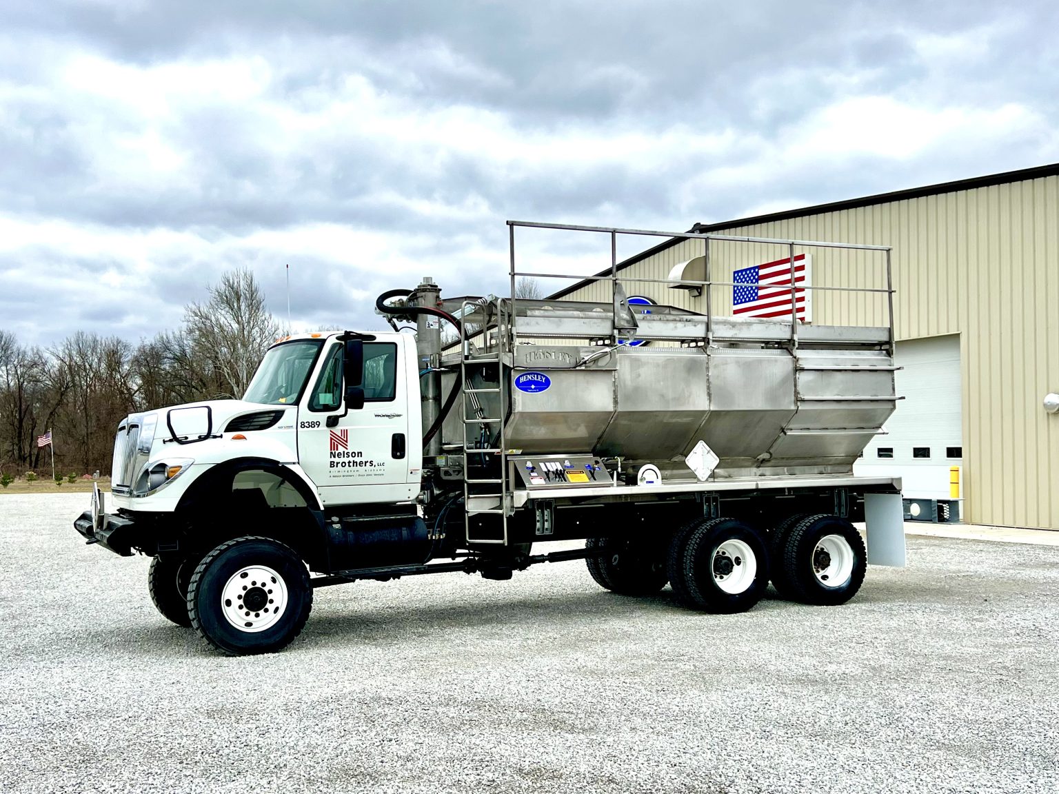 ANFO and Emulsion Bodies & Trailers - Hensley Fabricating & Equipment, Inc.